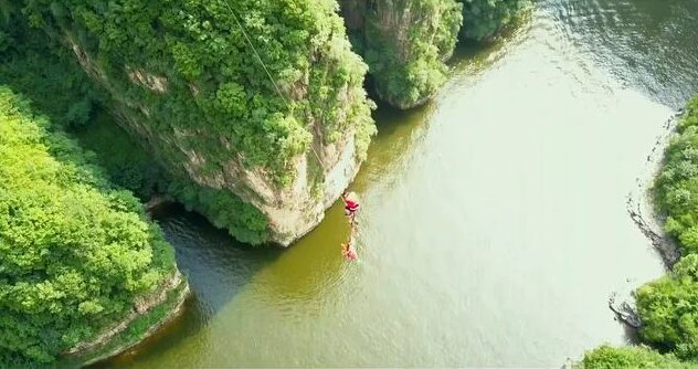 Ущелье Дракона | Ущелье Лунь Цинь LONG QING XIA ( 龙庆峡 ) Beijing - 4K ...