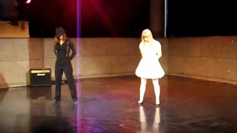 Bad Apple dance cover - Смотреть онлайн в поиске Яндекса по Видео