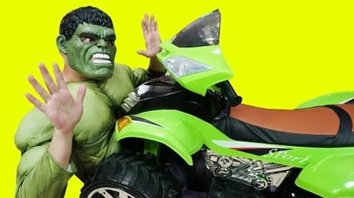 Видео Bad BABY Вредный Джокер Раздавил Машиной Халка Супергерои в Жизни ...