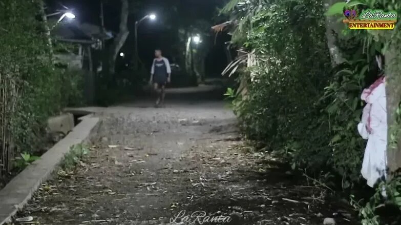 Prank Kuntilanak Lucu Bikin Pingsan Target Prank Kuntilanak Bikin ...