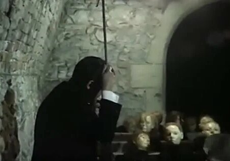 Tadeusz Kantor "Umarła klasa" (Dead class) [English subtitles ...