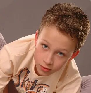 Newstar Jimmy 2 Tonik Face Boy Foto