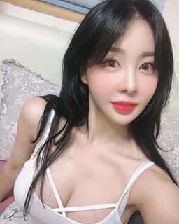 Accepting to take it off too much to achieve a view record, the beautiful female - EroFound