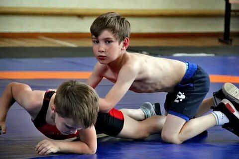 Boy fights xvii: Yandex Görsel'de 1 bin görsel bulundu