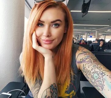 Laura Lux - Bio, Age, Height, Wiki Models Biography - EroFound