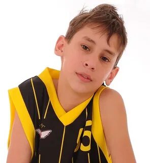 Newstar Jimmy 2 (Tonik) - Face Boy - EroFound