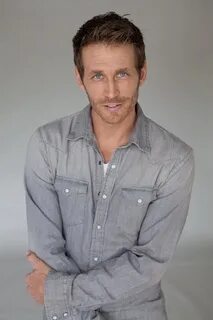 Ryan Greene: Yandex Görsel'de 978 görsel bulundu